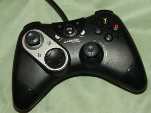 Review: Saitek Cyborg Rumble Pad P3600 | DragonSteelMods