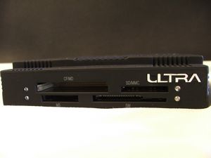 Review: Ultra Stackable All-In-1 Card Reader & USB 2.0 Hub ...