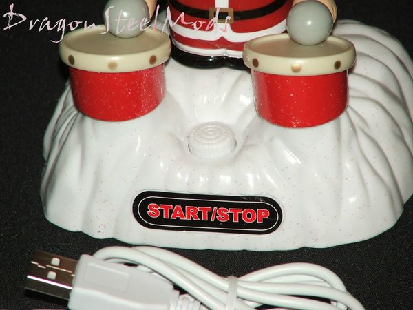 Review: USB Christmas Drumming Santa Claus from USBFever | DragonSteelMods