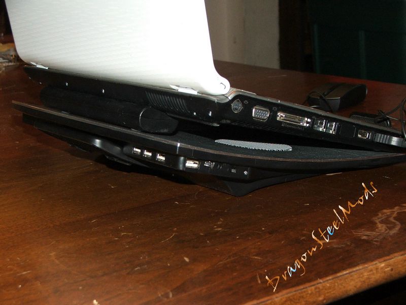Lapworks Attache Laptop Stand Review | DragonSteelMods