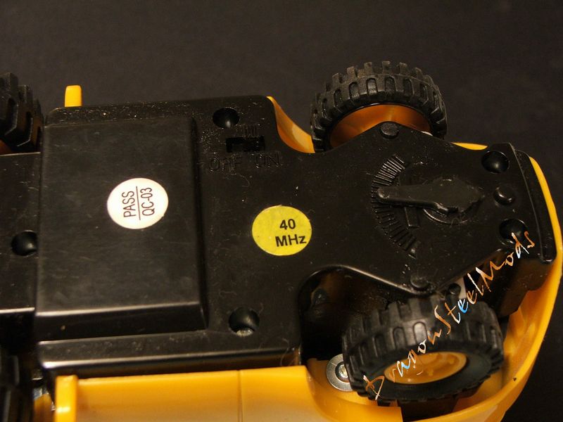 Mini Remote Control (RC) Forklift Reviewed | DragonSteelMods