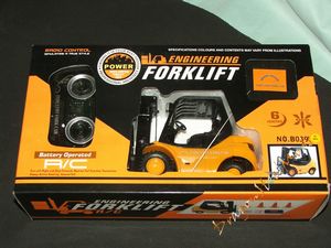 Mini Remote Control (RC) Forklift Reviewed | DragonSteelMods