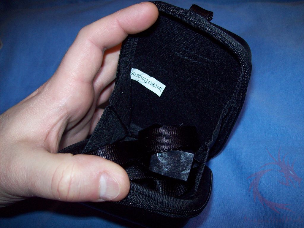 Hama Hard Case Carbon Style Digital Compact Camera Bag Review ...