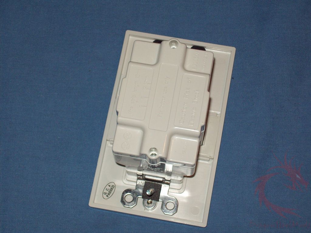 Newer Technology Power2U AC/USB Wall Outlet Review | DragonSteelMods